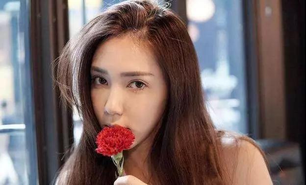 女生等你追她的表现，有这6种表现就赶紧追吧 浪迹情感